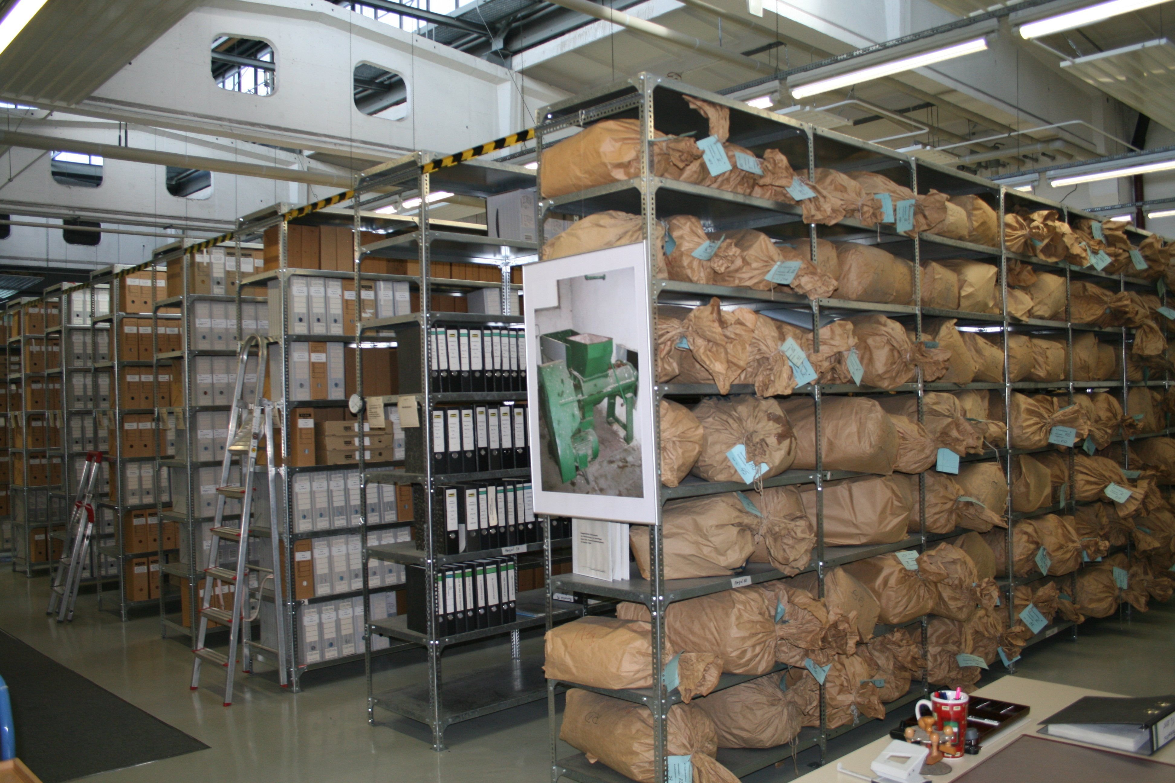 Führung durchs Stasi-Archiv in Neubrandenburg