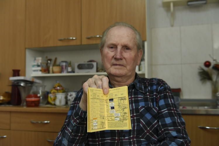 Zwei Pikser für eine Rückkehr zur Normalität