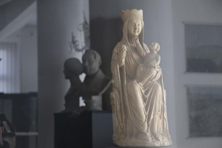 Maria bald im Doppelpack