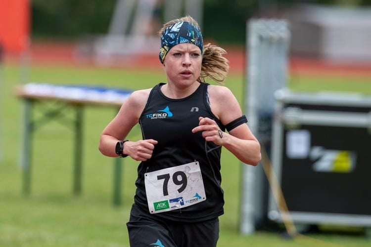 Anna Brust verteidigt MV-Titel beim Bahnlauf