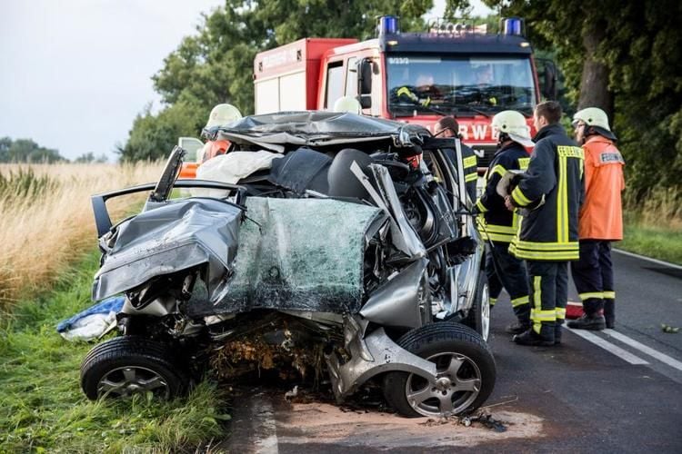Autofahrer stirbt bei Unfall nahe Burg Stargard