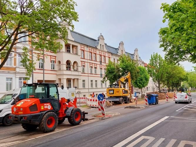 Weitere Baustelle auf B 198 sorgt für lange Staus in Prenzlau