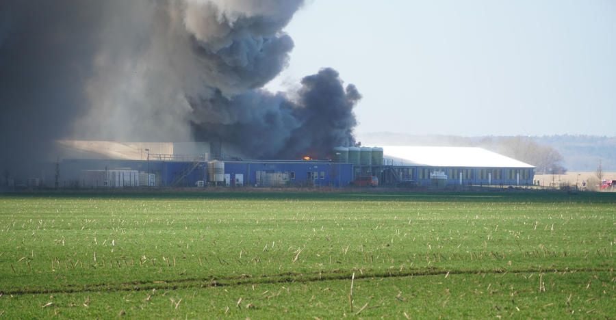 Verbände stellen nach Großbrand in Alt Tellin Strafanzeige Verbände stellen nach Großbrand in Alt Tellin Strafanzeige