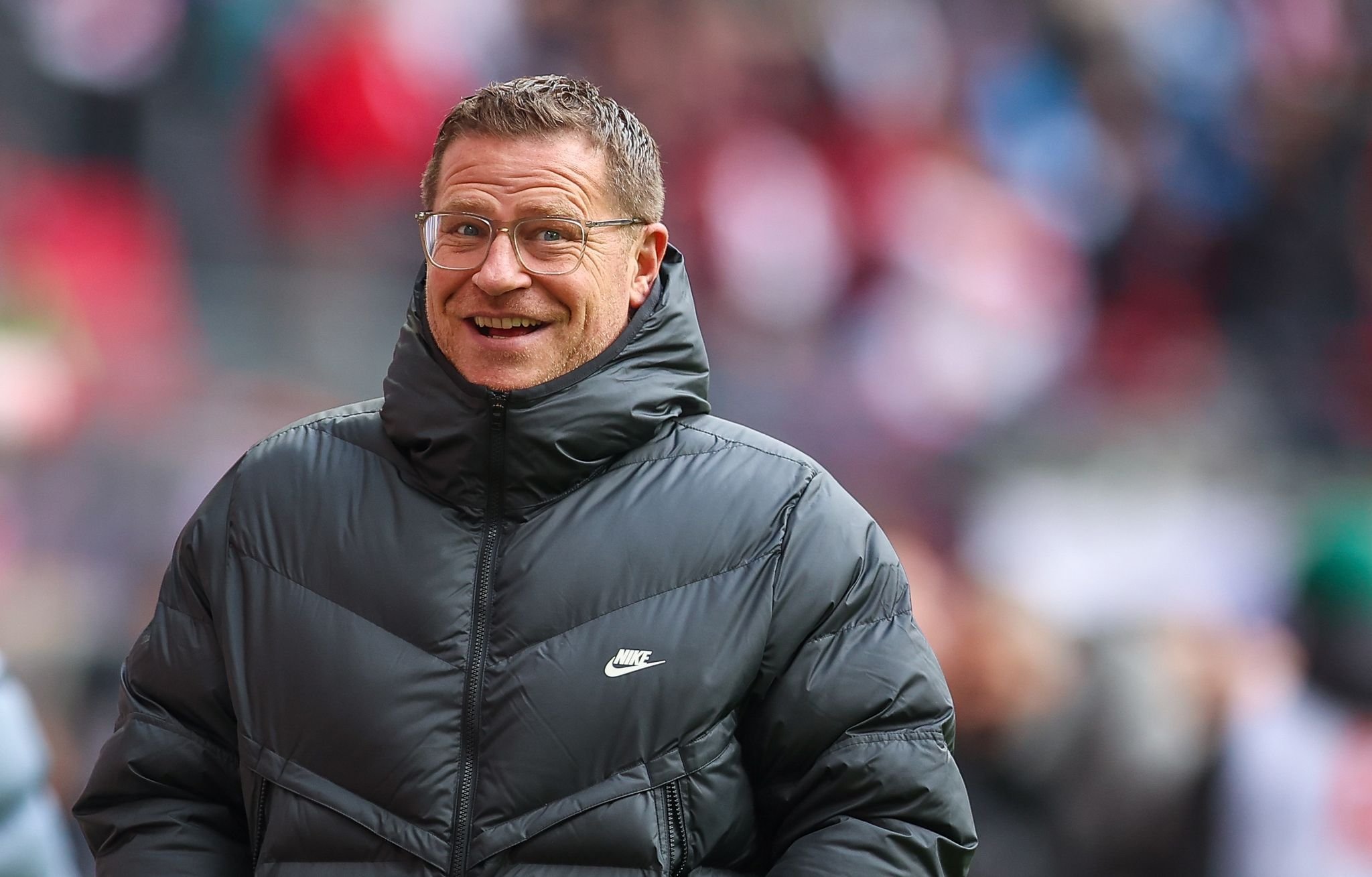 Eberl siegt gegen Gladbach und verteidigt sich