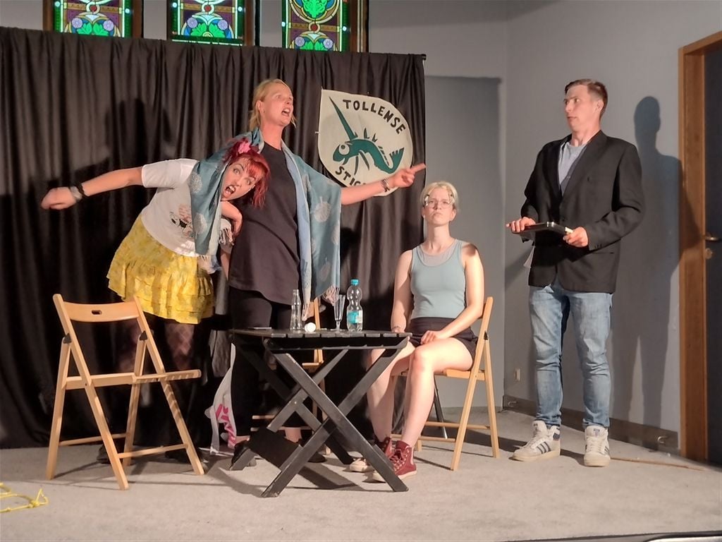 Jugendkabarett Tollense-Stichlinge im Theaterkeller