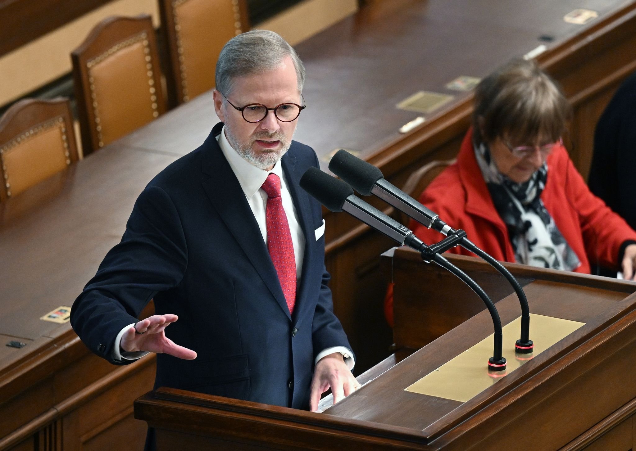 Tschechische Regierung übersteht Misstrauensantrag