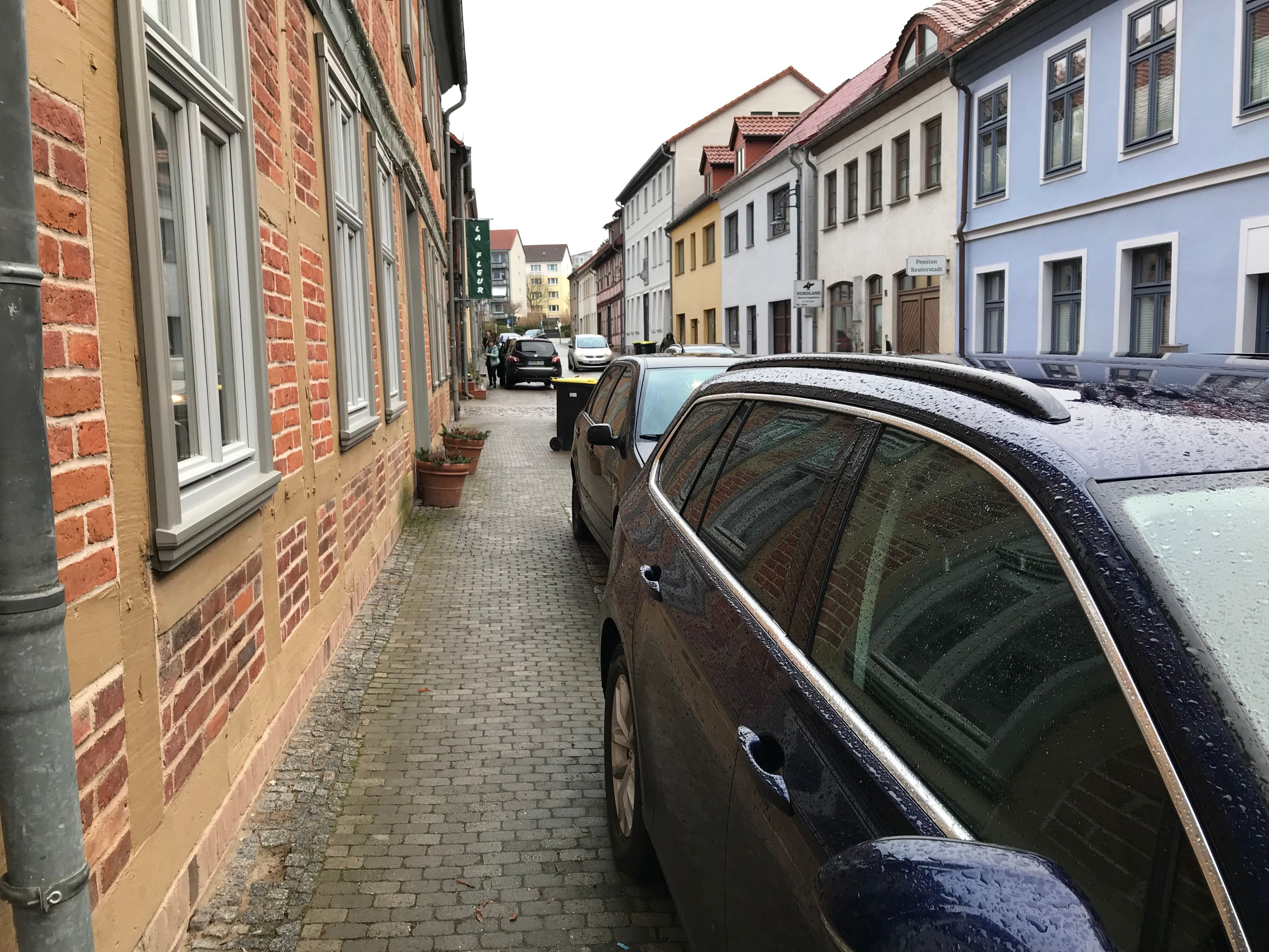 Diese Stadt will alle Parkplätze in einer Straße sperren