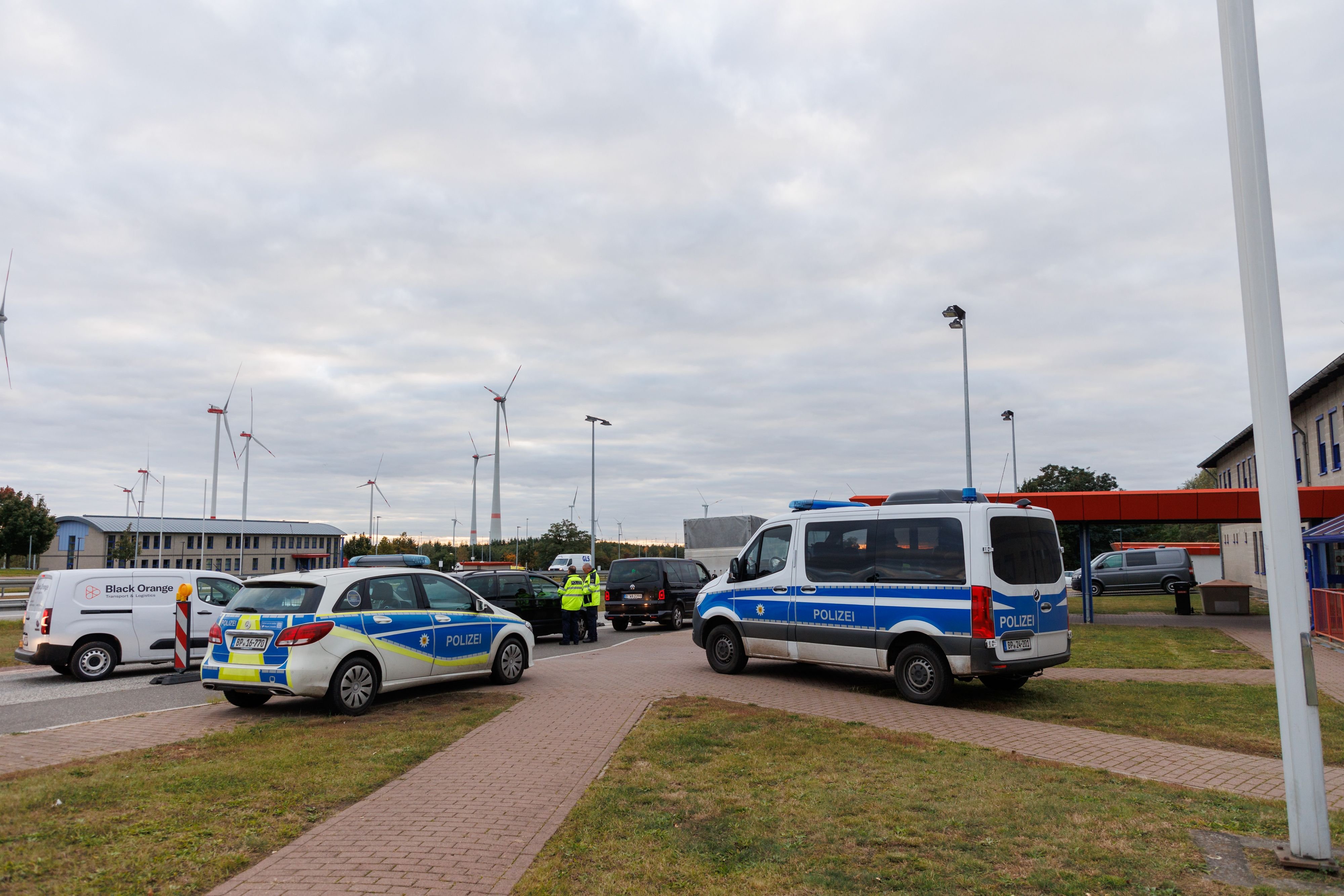 Männer begehen an Grenze gleich drei Straftaten