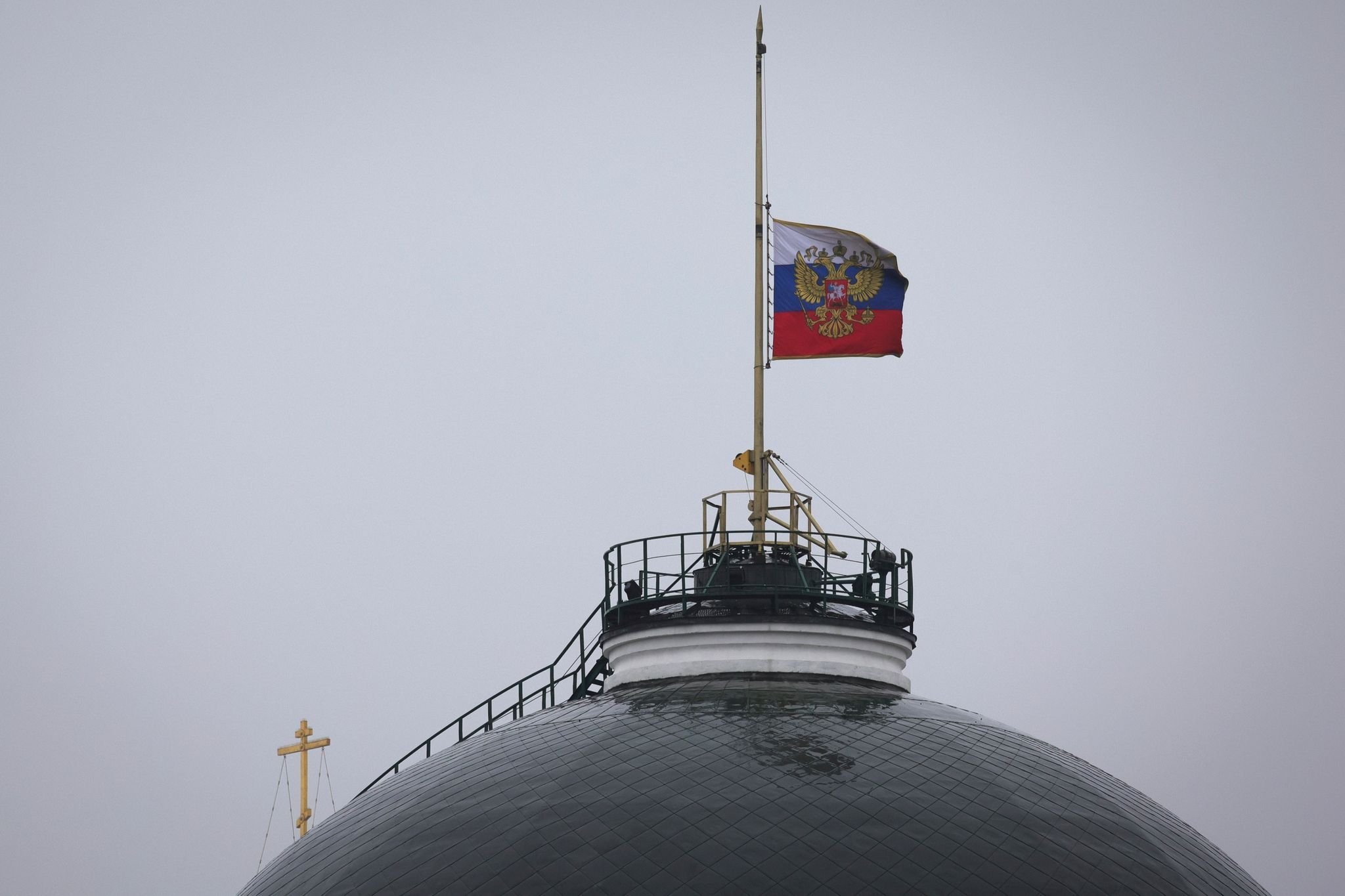 Spekulationen und Trauer nach Terroranschlag in Russland Spekulationen und Trauer nach Terroranschlag in Russland