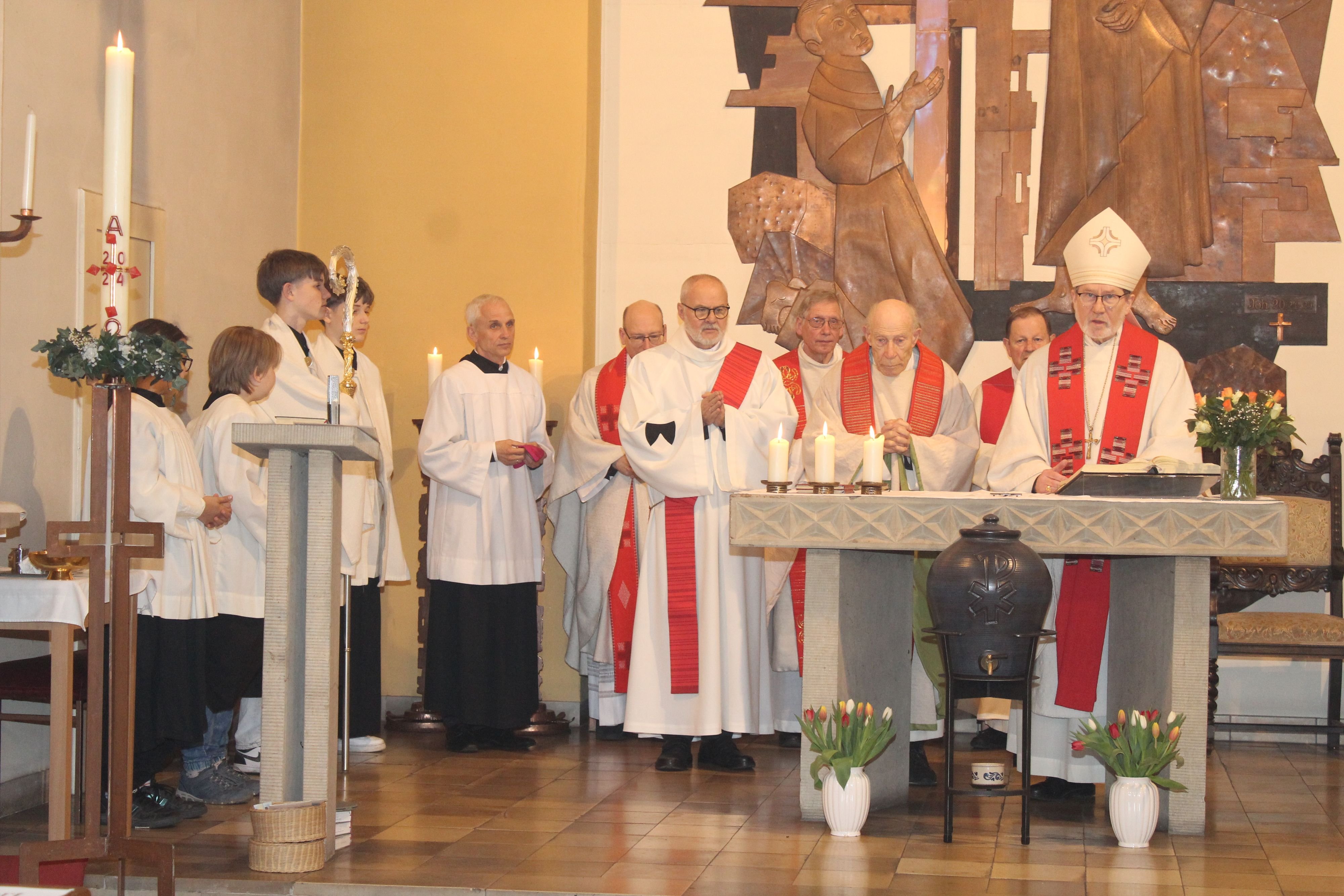 Nach Priesterweihe vor 70 Jahren noch immer im Dienst der Kirche