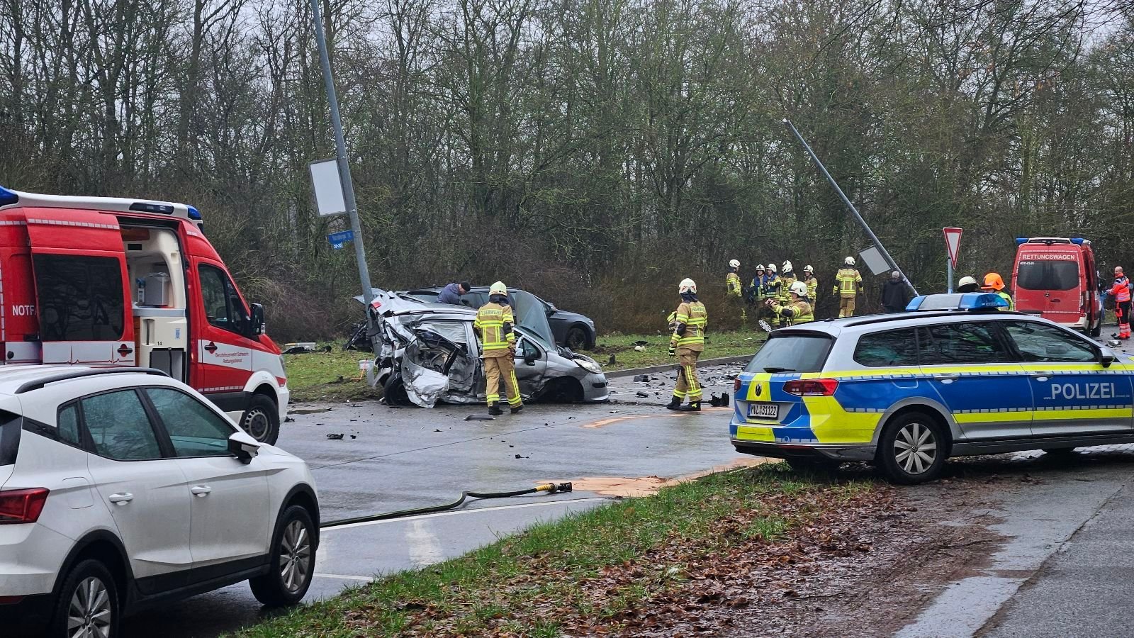 Tödlicher Unfall in Schwerin: Unfallauto offenbar fast 5-mal schneller ...