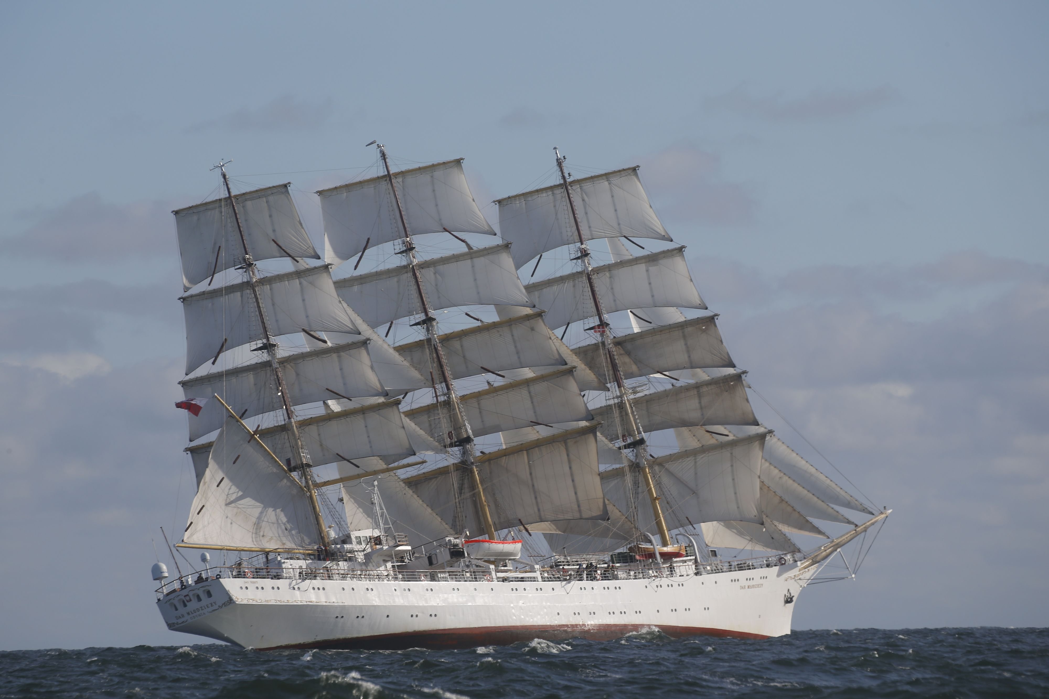 Superlative zur Hanse Sail in Rostock: Diese Schiffe bieten ...