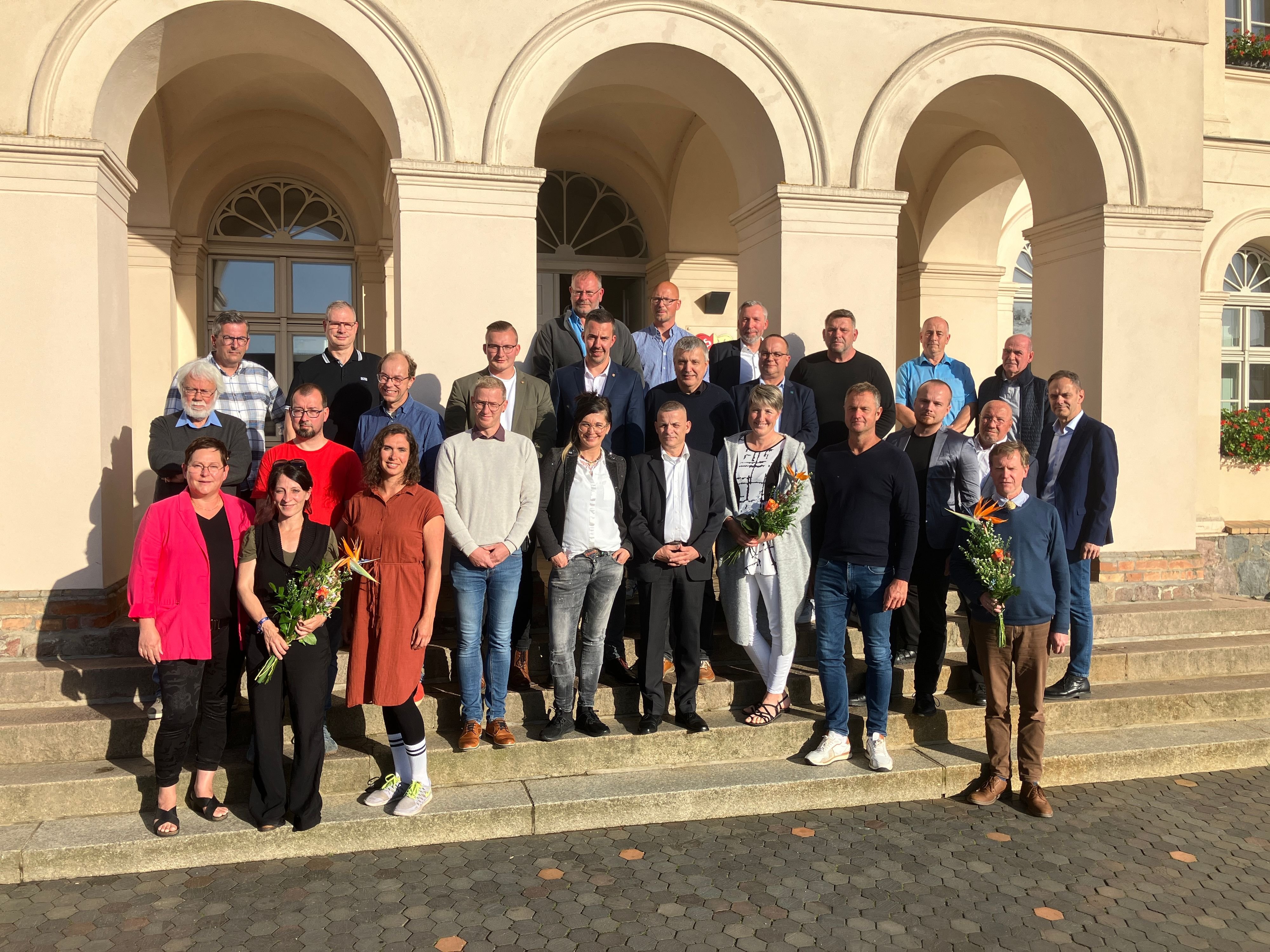 Neue Stadtvertretung in Neustrelitz stellt die ersten Weichen