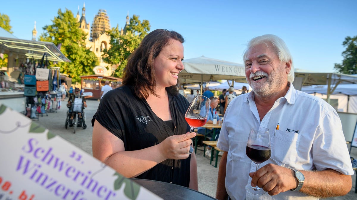 Winzerfest 2024 in Schwerin vor Welterbekulisse gestartet