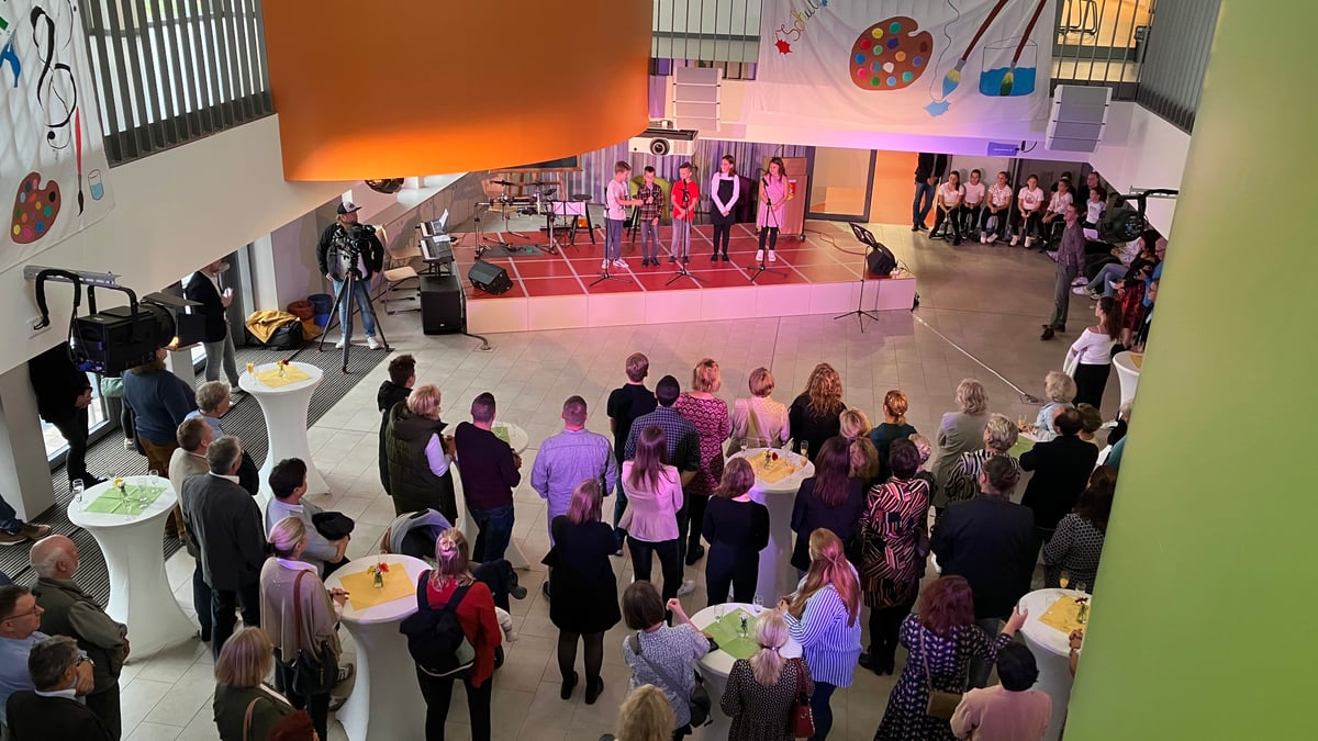 Neue Europaschule feierlich eröffnet