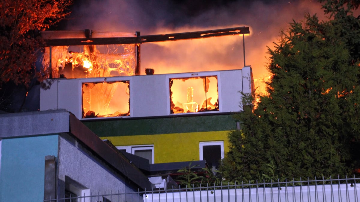 100.000 Euro Schaden bei Dachstuhlbrand in Suckow