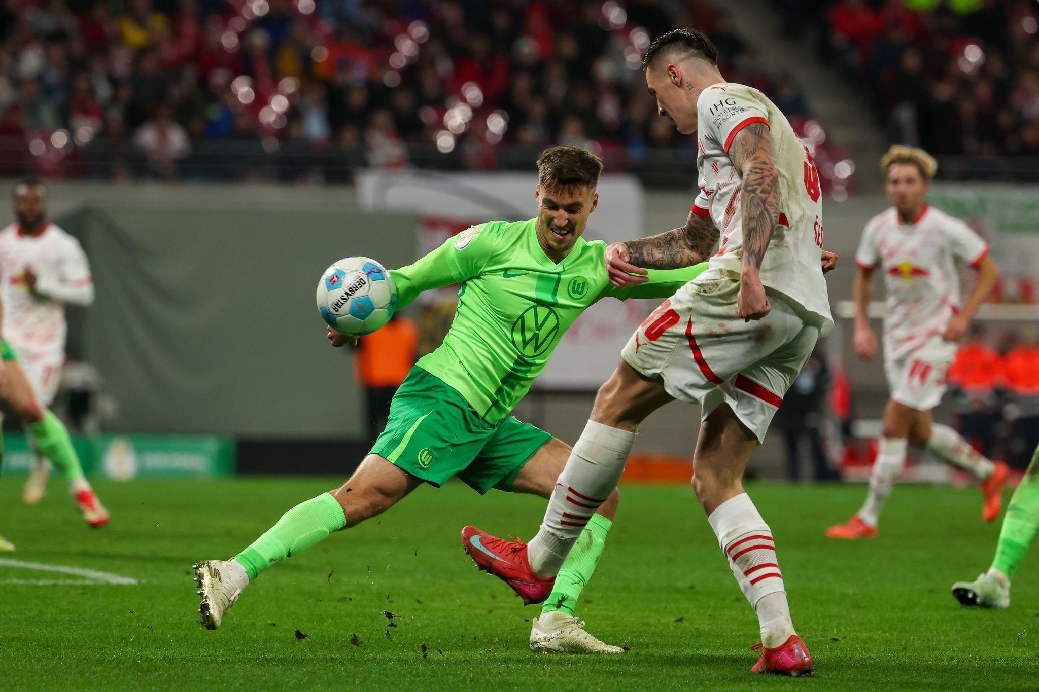 „Soll er sich den Arm abschneiden?“: Wolfsburgs Elfer-Wut