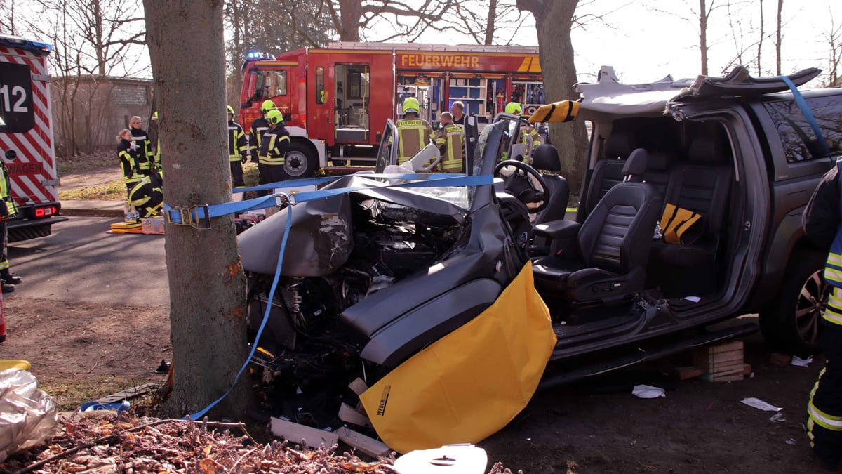 Schwangere bei Autounfall schwer verletzt