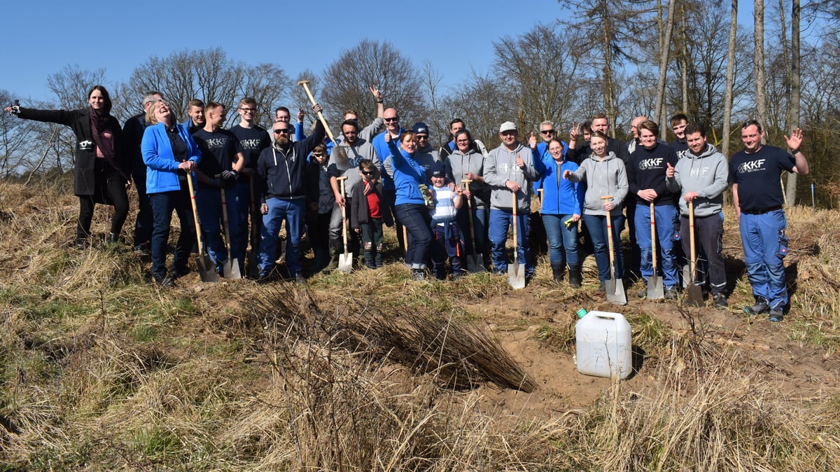 „KKF for Future“: 1000 Robinien in Qualitz gepflanzt