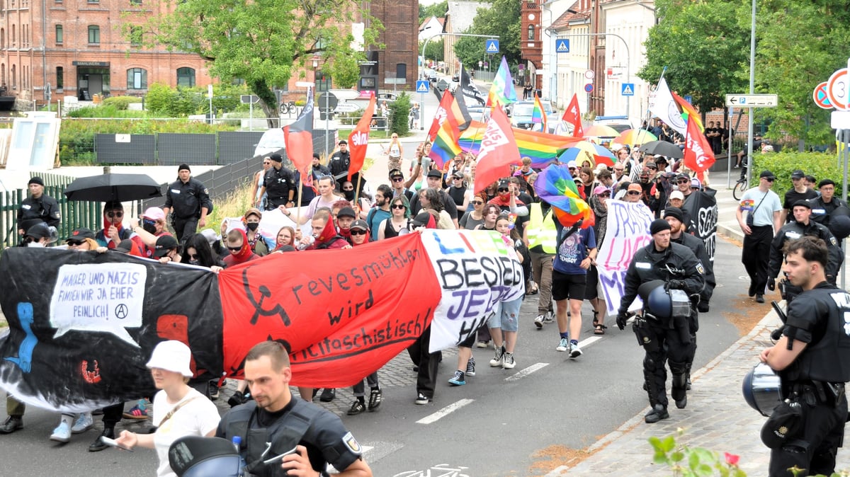Erster CSD in Parchim gefeiert