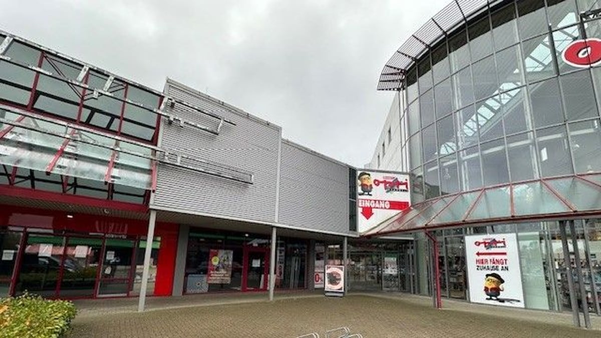 Hammer-Pleite bringt größtes Möbelhaus der Stadt in Bedrängnis