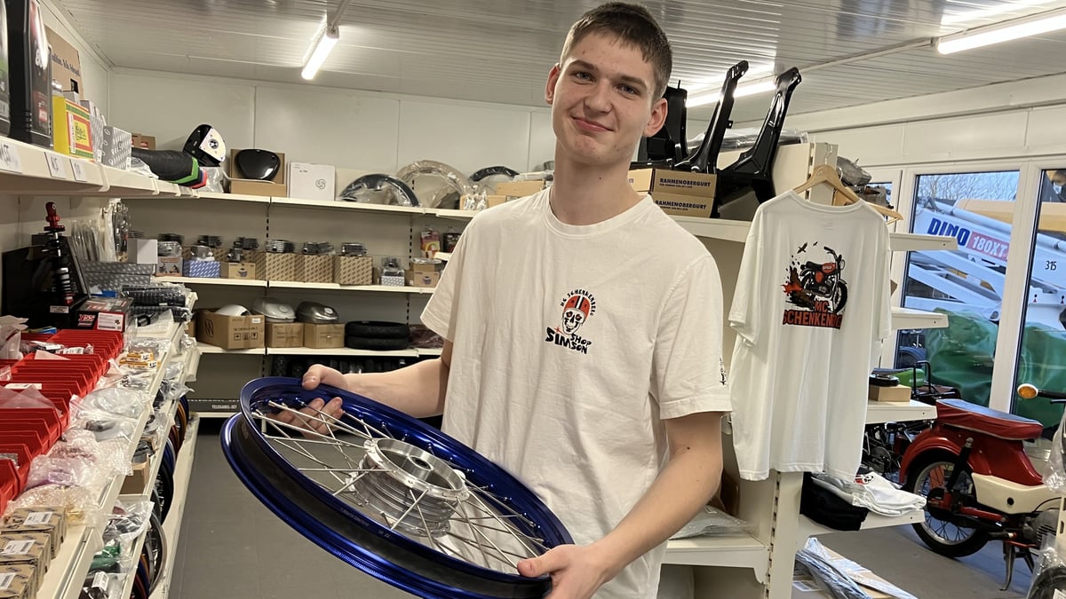 Dieser alte LPG-Hof wird zum Mekka für Simson-Fans, Handwerker und Caravan-Urlauber